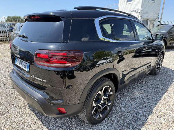 Black Citroen C5 Aircross 2022 in Marijampole, with an engine capacity of 1.50 L and mileage of 164 thousand km for 16934 €, photo 5 on AUTOMOTO.COM.LV