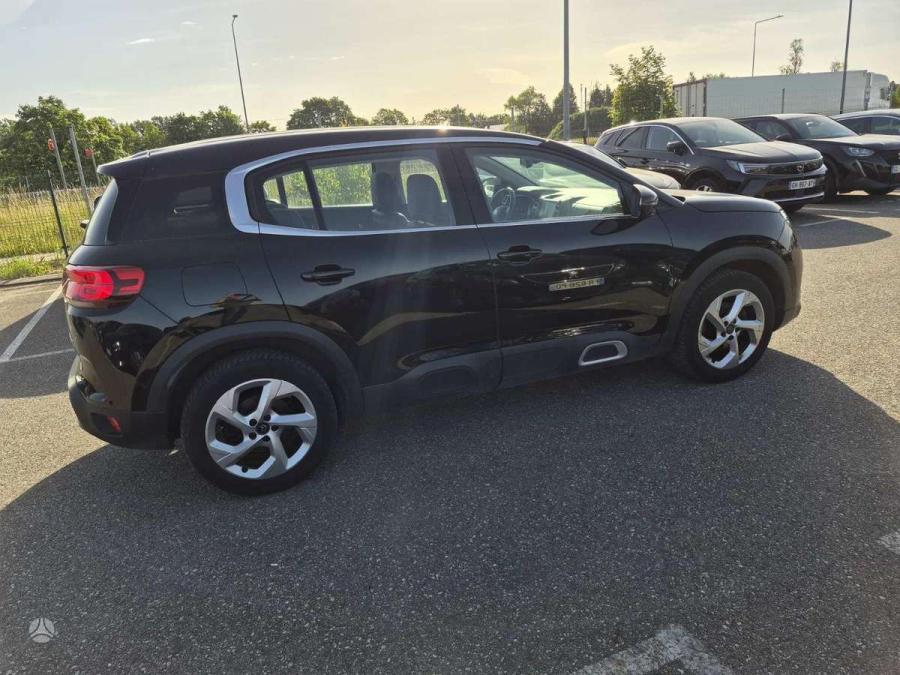 Черный Ситроен C5 Aircross 2022 в Вильнюс, объемом двигателя 1.50 л и пробегом 113 тыс. км за 12900 €, фото 3 на AUTOMOTO.COM.LV