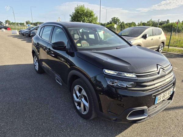 Melns Citroen C5 Aircross 2022 Viļņa, ar dzinēja tilpumu 1.50 L un nobraukumu 113 tūkst. km par 12900 €, foto 5 vietnē AUTOMOTO.COM.LV