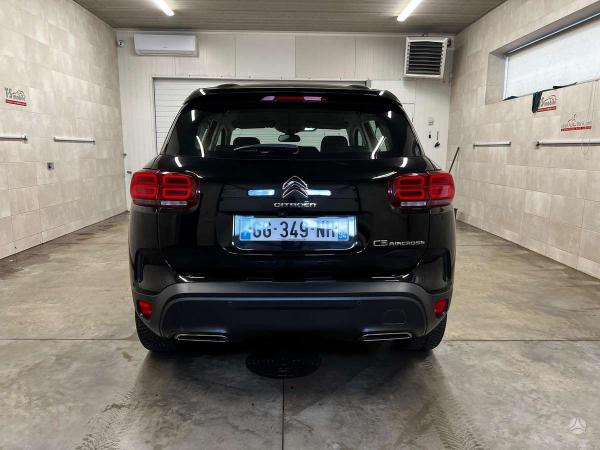 Melns Citroen C5 Aircross 2022 Marijampole, ar dzinēja tilpumu 1.20 L un nobraukumu 136 tūkst. km par 13068 €, foto 5 vietnē AUTOMOTO.COM.LV