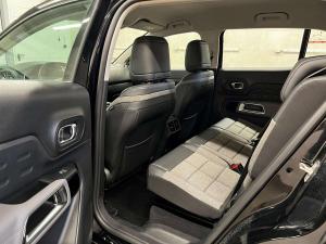 Black Citroen C5 Aircross 2022 in Marijampole, with an engine capacity of 1.20 L and mileage of 136 thousand km for 13068 €, photo 14 on AUTOMOTO.COM.LV