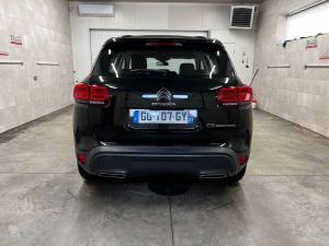 Black Citroen C5 Aircross 2022 in Marijampole, with an engine capacity of 1.20 L and mileage of 148 thousand km for 12342 €, photo 6 on AUTOMOTO.COM.LV