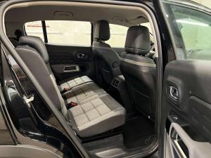 Black Citroen C5 Aircross 2022 in Marijampole, with an engine capacity of 1.20 L and mileage of 148 thousand km for 12342 €, photo 13 on AUTOMOTO.COM.LV