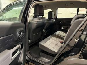 Black Citroen C5 Aircross 2022 in Marijampole, with an engine capacity of 1.20 L and mileage of 148 thousand km for 12342 €, photo 16 on AUTOMOTO.COM.LV