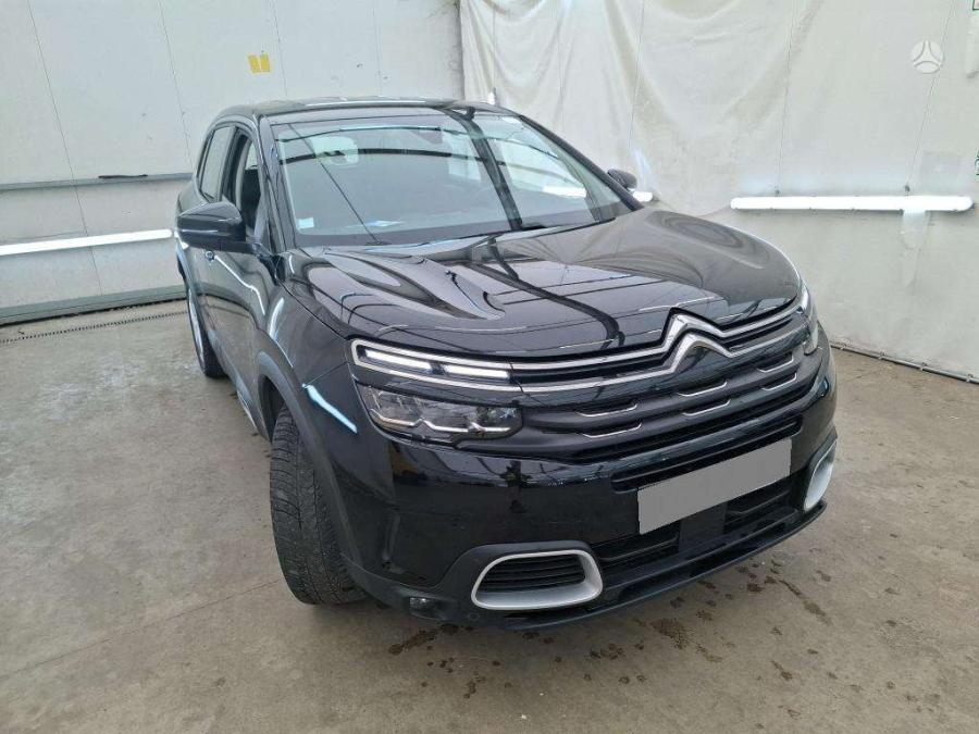 Melns Citroen C5 Aircross 2022 Viļņa, ar dzinēja tilpumu 1.20 L un nobraukumu 114 tūkst. km par 13310 €, foto 4 vietnē AUTOMOTO.COM.LV