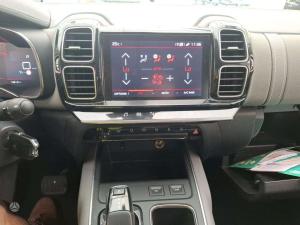 Melns Citroen C5 Aircross 2022 Viļņa, ar dzinēja tilpumu 1.20 L un nobraukumu 114 tūkst. km par 13310 €, foto 10 vietnē AUTOMOTO.COM.LV