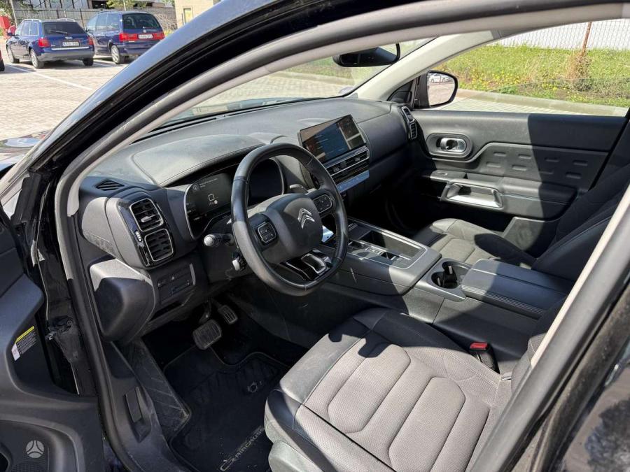 Melns Citroen C5 Aircross 2022 Tauragė, ar dzinēja tilpumu 1.20 L un nobraukumu 116 tūkst. km par 13915 €, foto 18 vietnē AUTOMOTO.COM.LV