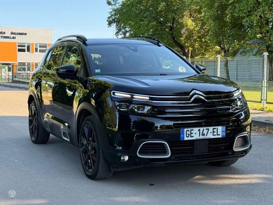 Black Citroen C5 Aircross 2022 in Taurage, with an engine capacity of 1.50 L and mileage of 214 thousand km for 12500 €, photo 4 on AUTOMOTO.COM.LV