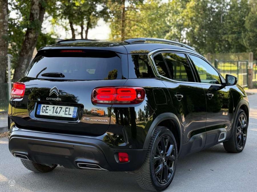 Black Citroen C5 Aircross 2022 in Taurage, with an engine capacity of 1.50 L and mileage of 214 thousand km for 12500 €, photo 6 on AUTOMOTO.COM.LV