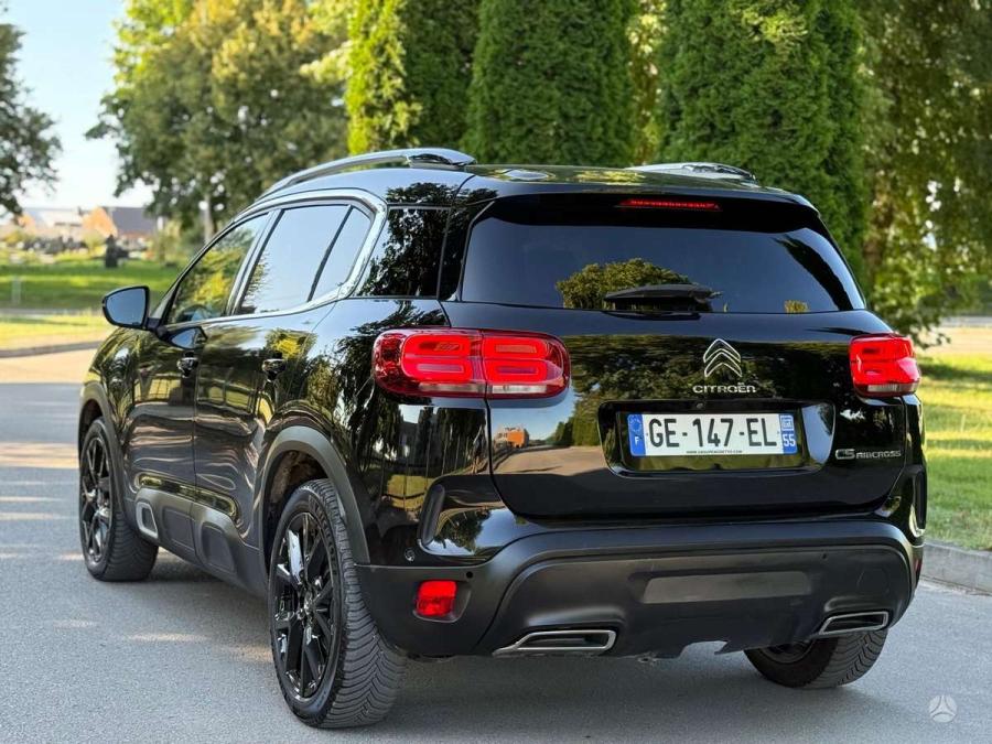Black Citroen C5 Aircross 2022 in Taurage, with an engine capacity of 1.50 L and mileage of 214 thousand km for 12500 €, photo 7 on AUTOMOTO.COM.LV