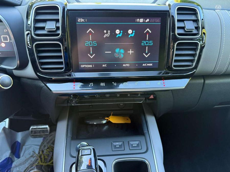 Black Citroen C5 Aircross 2022 in Taurage, with an engine capacity of 1.50 L and mileage of 214 thousand km for 12500 €, photo 12 on AUTOMOTO.COM.LV