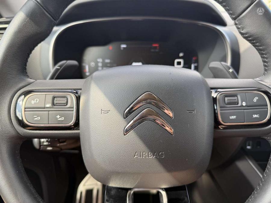 Черный Ситроен C5 Aircross 2022 в Мариямполе, объемом двигателя 1.50 л и пробегом 169 тыс. км за 16087 €, фото 33 на AUTOMOTO.COM.LV