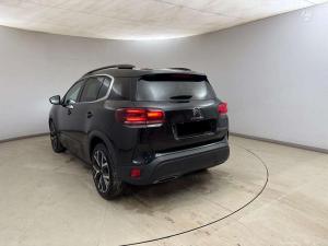Black Citroen C5 Aircross 2022 in Vilnius, with an engine capacity of 1.20 L and mileage of 105 thousand km for 17730 €, photo 6 on AUTOMOTO.COM.LV