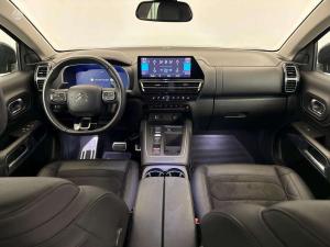 Black Citroen C5 Aircross 2022 in Vilnius, with an engine capacity of 1.20 L and mileage of 105 thousand km for 17730 €, photo 10 on AUTOMOTO.COM.LV