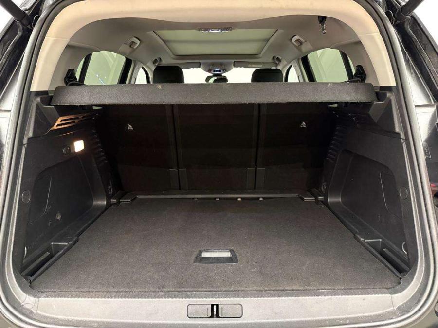 Black Citroen C5 Aircross 2022 in Vilnius, with an engine capacity of 1.20 L and mileage of 105 thousand km for 17730 €, photo 16 on AUTOMOTO.COM.LV