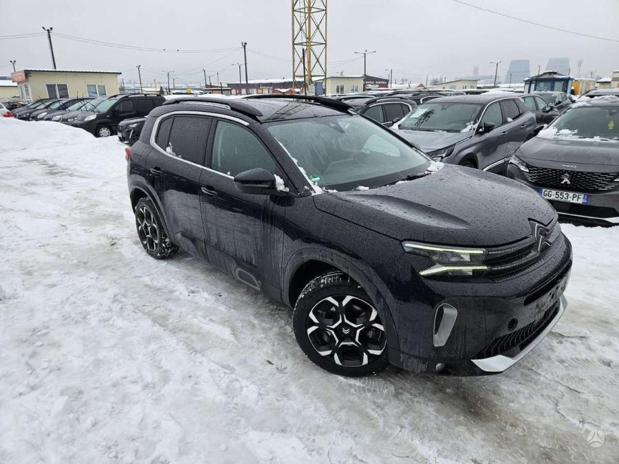 Черный Ситроен C5 Aircross 2023 в Вильнюс, объемом двигателя 1.20 л и пробегом 159 тыс. км за 14641 €, фото 1 на AUTOMOTO.COM.LV