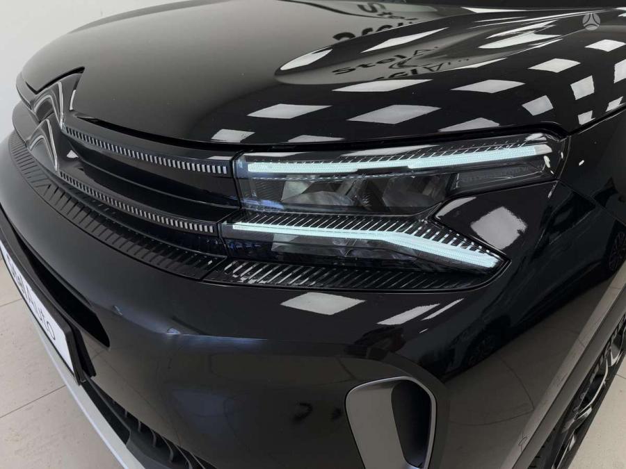 Melns Citroen C5 Aircross 2023 Viļņa, ar dzinēja tilpumu 1.50 L un nobraukumu 33 tūkst. km par 21990 €, foto 5 vietnē AUTOMOTO.COM.LV