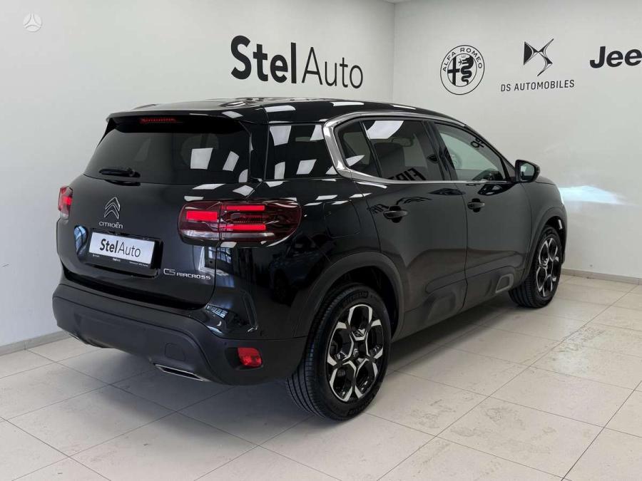 Melns Citroen C5 Aircross 2023 Viļņa, ar dzinēja tilpumu 1.50 L un nobraukumu 33 tūkst. km par 21990 €, foto 6 vietnē AUTOMOTO.COM.LV