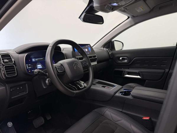 Melns Citroen C5 Aircross 2023 Viļņa, ar dzinēja tilpumu 1.50 L un nobraukumu 33 tūkst. km par 21990 €, foto 10 vietnē AUTOMOTO.COM.LV