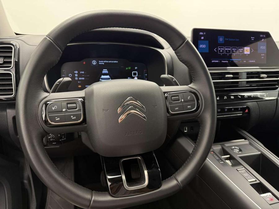 Melns Citroen C5 Aircross 2023 Viļņa, ar dzinēja tilpumu 1.50 L un nobraukumu 33 tūkst. km par 21990 €, foto 18 vietnē AUTOMOTO.COM.LV