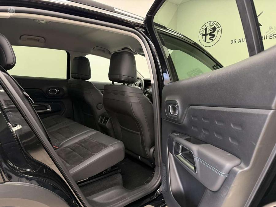 Melns Citroen C5 Aircross 2023 Viļņa, ar dzinēja tilpumu 1.50 L un nobraukumu 33 tūkst. km par 21990 €, foto 30 vietnē AUTOMOTO.COM.LV