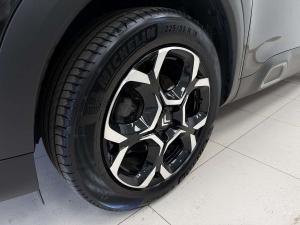 Melns Citroen C5 Aircross 2023 Viļņa, ar dzinēja tilpumu 1.50 L un nobraukumu 33 tūkst. km par 21990 €, foto 35 vietnē AUTOMOTO.COM.LV
