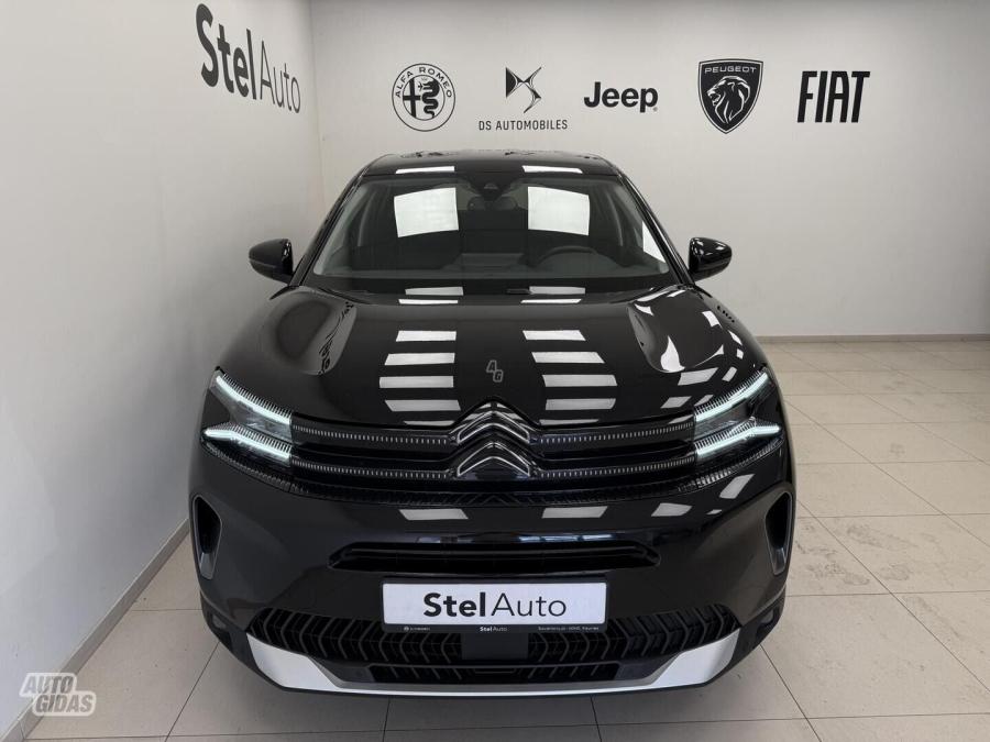 Черный Ситроен C5 Aircross 2023 в Вильнюс, объемом двигателя 1.50 л и пробегом 33 тыс. км за 21990 €, фото 4 на AUTOMOTO.COM.LV