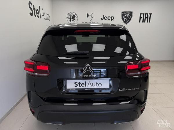 Black Citroen C5 Aircross 2023 in Vilnius, with an engine capacity of 1.50 L and mileage of 33 thousand km for 21990 €, photo 7 on AUTOMOTO.COM.LV