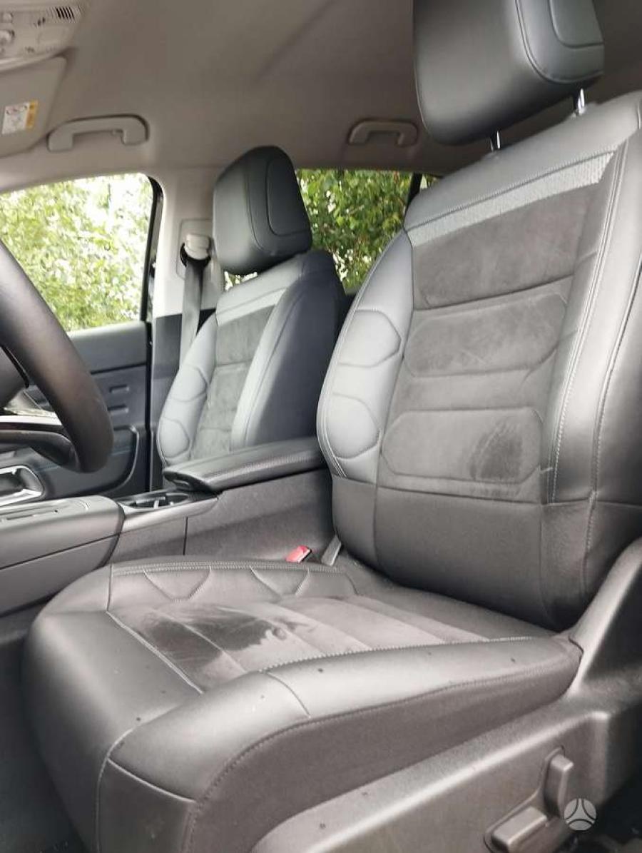Melns Citroen C5 Aircross 2023 Viļņa, ar dzinēja tilpumu 1.20 L un nobraukumu 94 tūkst. km par 18140 €, foto 11 vietnē AUTOMOTO.COM.LV