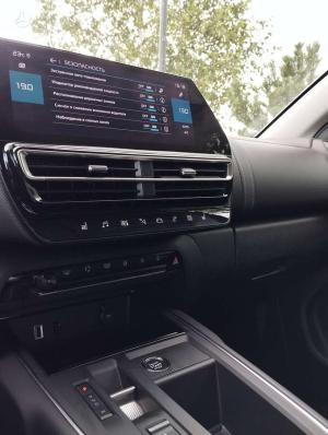 Melns Citroen C5 Aircross 2023 Viļņa, ar dzinēja tilpumu 1.20 L un nobraukumu 94 tūkst. km par 18140 €, foto 16 vietnē AUTOMOTO.COM.LV