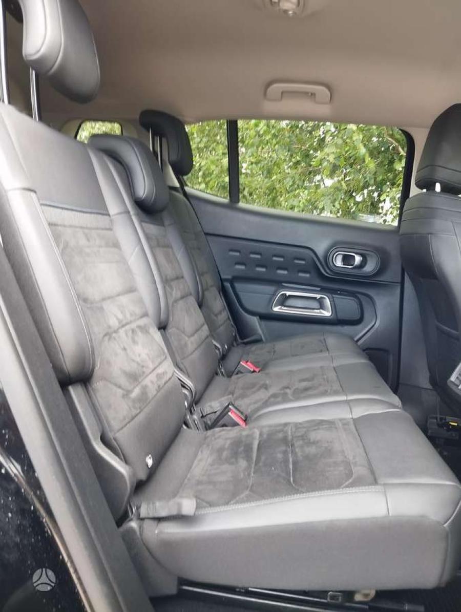 Melns Citroen C5 Aircross 2023 Viļņa, ar dzinēja tilpumu 1.20 L un nobraukumu 94 tūkst. km par 18140 €, foto 22 vietnē AUTOMOTO.COM.LV