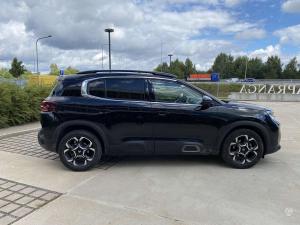 Melns Citroen C5 Aircross 2023 Viļņa, ar dzinēja tilpumu 1.20 L un nobraukumu 96 tūkst. km par 18140 €, foto 5 vietnē AUTOMOTO.COM.LV