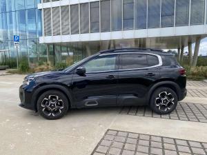 Melns Citroen C5 Aircross 2023 Viļņa, ar dzinēja tilpumu 1.20 L un nobraukumu 96 tūkst. km par 18140 €, foto 6 vietnē AUTOMOTO.COM.LV