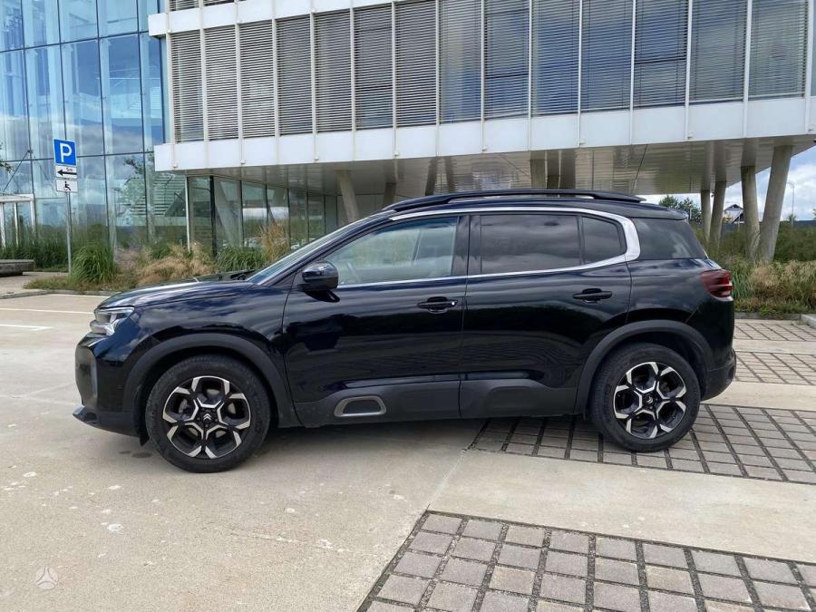 Melns Citroen C5 Aircross 2023 Viļņa, ar dzinēja tilpumu 1.20 L un nobraukumu 96 tūkst. km par 18140 €, foto 6 vietnē AUTOMOTO.COM.LV