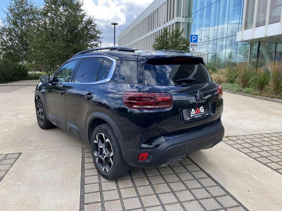 Melns Citroen C5 Aircross 2023 Viļņa, ar dzinēja tilpumu 1.20 L un nobraukumu 96 tūkst. km par 18140 €, foto 9 vietnē AUTOMOTO.COM.LV