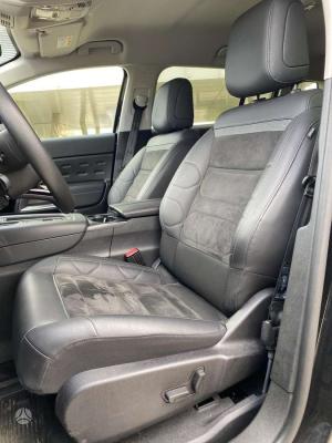 Melns Citroen C5 Aircross 2023 Viļņa, ar dzinēja tilpumu 1.20 L un nobraukumu 96 tūkst. km par 18140 €, foto 13 vietnē AUTOMOTO.COM.LV