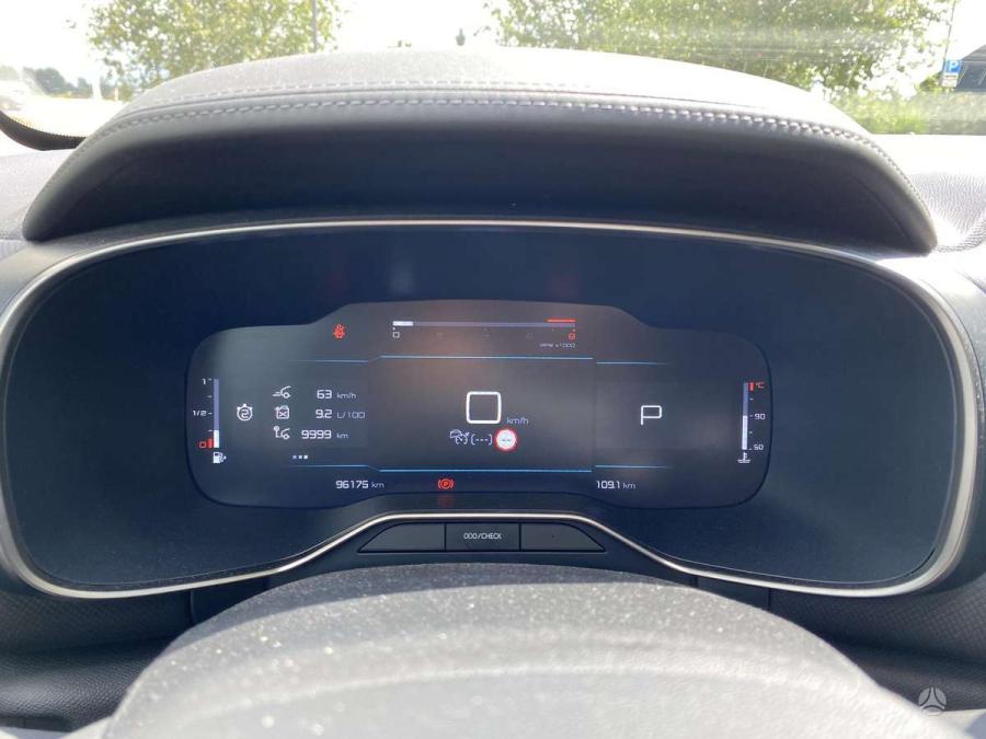 Melns Citroen C5 Aircross 2023 Viļņa, ar dzinēja tilpumu 1.20 L un nobraukumu 96 tūkst. km par 18140 €, foto 18 vietnē AUTOMOTO.COM.LV