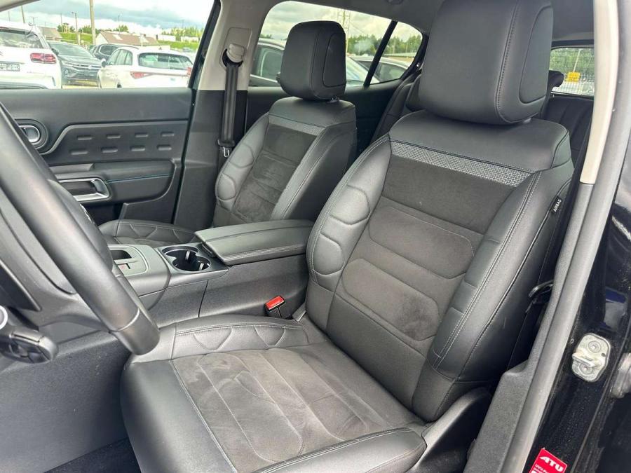 Melns Citroen C5 Aircross 2023 Viļņa, ar dzinēja tilpumu 1.20 L un nobraukumu 96 tūkst. km par 17490 €, foto 15 vietnē AUTOMOTO.COM.LV