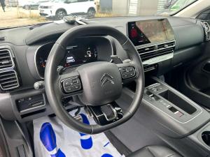 Melns Citroen C5 Aircross 2023 Viļņa, ar dzinēja tilpumu 1.20 L un nobraukumu 96 tūkst. km par 17490 €, foto 21 vietnē AUTOMOTO.COM.LV