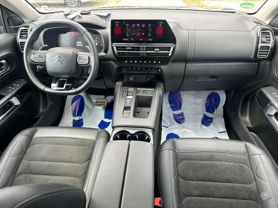 Melns Citroen C5 Aircross 2023 Viļņa, ar dzinēja tilpumu 1.20 L un nobraukumu 96 tūkst. km par 17490 €, foto 26 vietnē AUTOMOTO.COM.LV