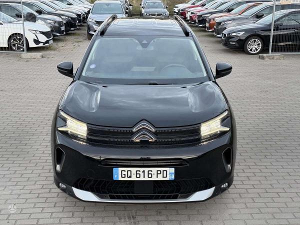 Black Citroen C5 Aircross 2023 in Marijampole, with an engine capacity of 1.20 L and mileage of 124 thousand km for 15972 €, photo 5 on AUTOMOTO.COM.LV
