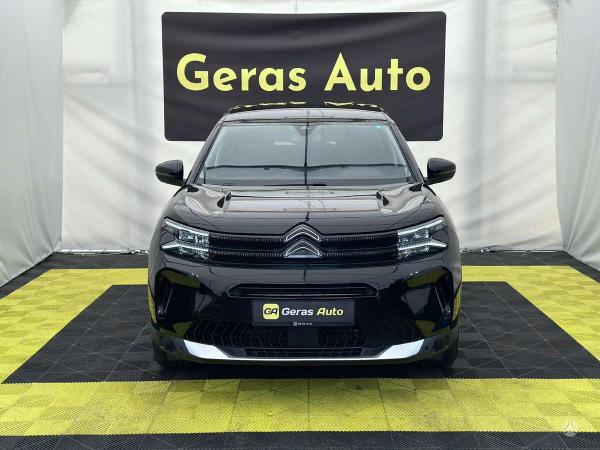 Black Citroen C5 Aircross 2024 in Vilnius, with an engine capacity of 1.20 L and mileage of 27 thousand km for 17450 €, photo 7 on AUTOMOTO.COM.LV