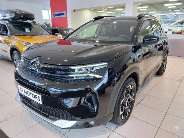 Melns Citroen C5 Aircross 2025 Kauņa, ar dzinēja tilpumu 1.50 L un nobraukumu 22 tūkst. km par 26788 €, foto 1 vietnē AUTOMOTO.COM.LV