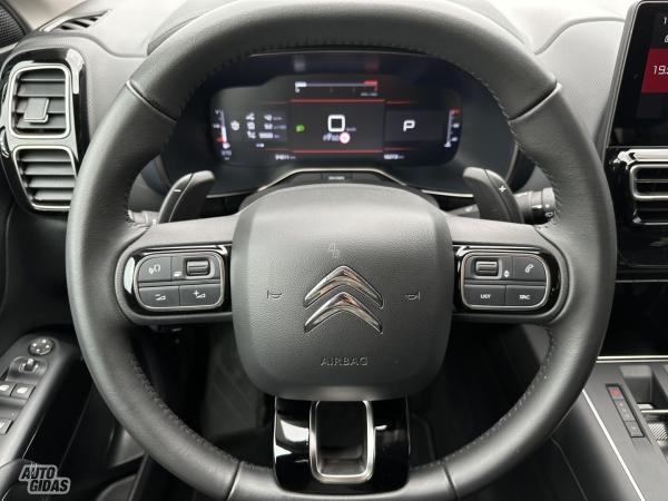 Melns Citroen C5 Aircross 2025 Avižieniai, ar dzinēja tilpumu 1.50 L un nobraukumu 34 tūkst. km par 24500 €, foto 6 vietnē AUTOMOTO.COM.LV