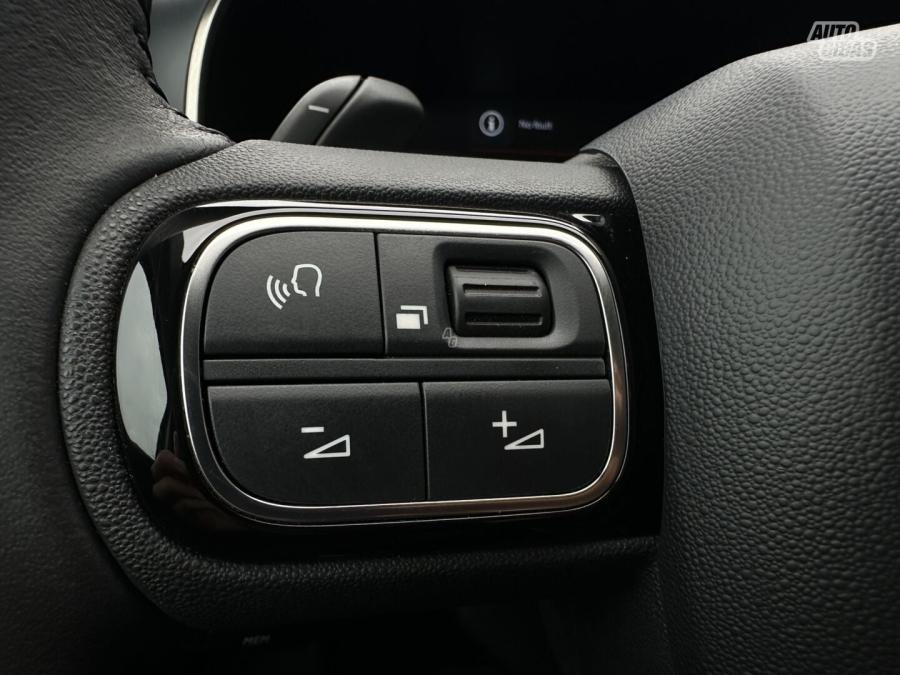 Black Citroen C5 Aircross 2025 in Avizieniai, with an engine capacity of 1.50 L and mileage of 34 thousand km for 24500 €, photo 10 on AUTOMOTO.COM.LV