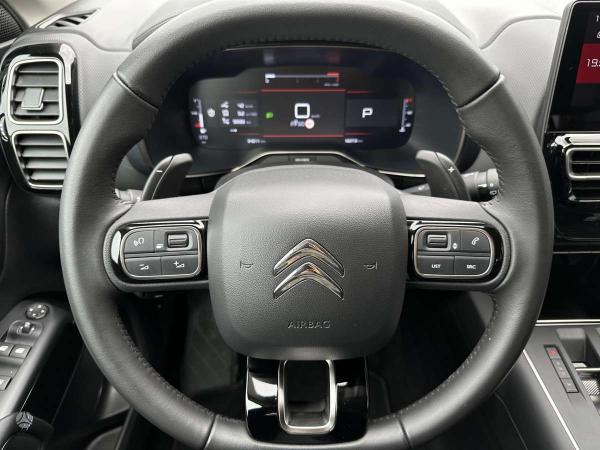 Черный Ситроен C5 Aircross 2025 в Вильнюс, объемом двигателя 1.50 л и пробегом 34 тыс. км за 24500 €, фото 6 на AUTOMOTO.COM.LV