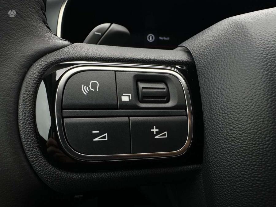 Melns Citroen C5 Aircross 2025 Viļņa, ar dzinēja tilpumu 1.50 L un nobraukumu 34 tūkst. km par 24500 €, foto 10 vietnē AUTOMOTO.COM.LV