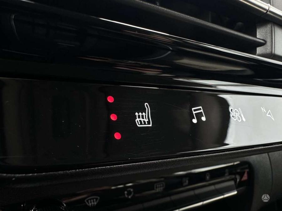 Melns Citroen C5 Aircross 2025 Viļņa, ar dzinēja tilpumu 1.50 L un nobraukumu 34 tūkst. km par 24500 €, foto 18 vietnē AUTOMOTO.COM.LV