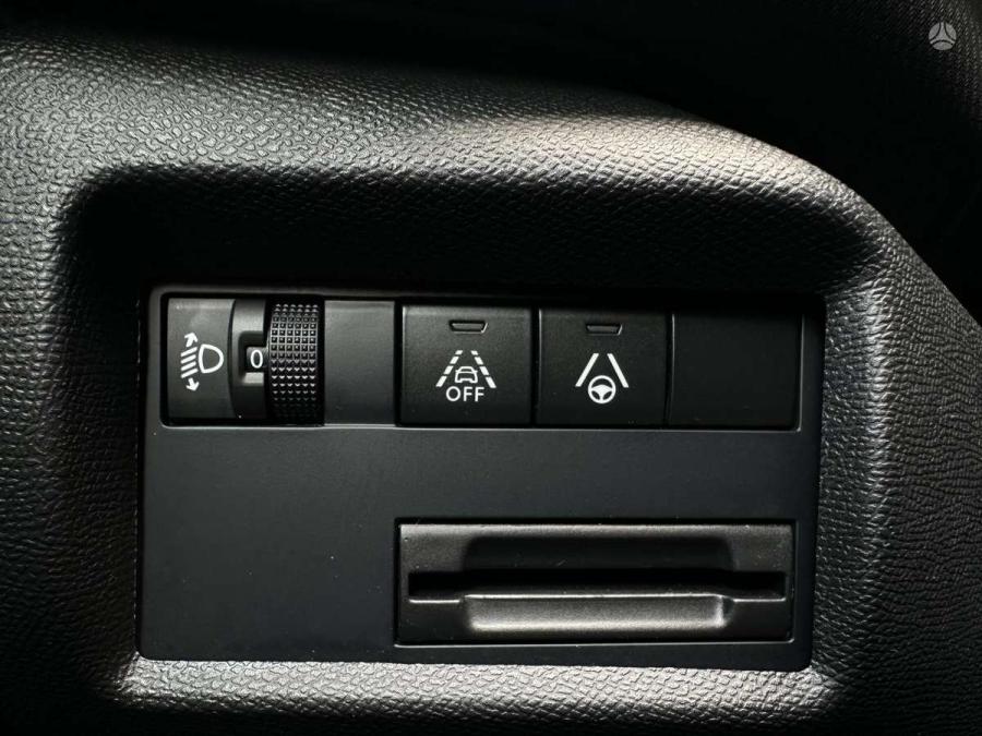 Melns Citroen C5 Aircross 2025 Viļņa, ar dzinēja tilpumu 1.50 L un nobraukumu 34 tūkst. km par 24500 €, foto 21 vietnē AUTOMOTO.COM.LV