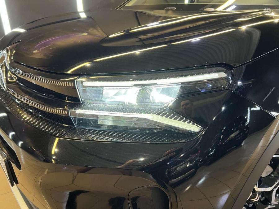 Melns Citroen C5 Aircross 2025 Viļņa, ar dzinēja tilpumu 1.50 L un nobraukumu 34 tūkst. km par 24500 €, foto 29 vietnē AUTOMOTO.COM.LV
